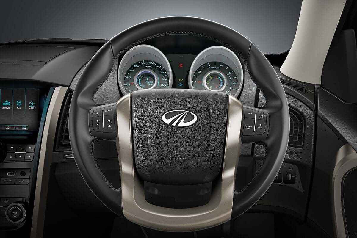 XUV500 FEATURES - Mahindra UAE