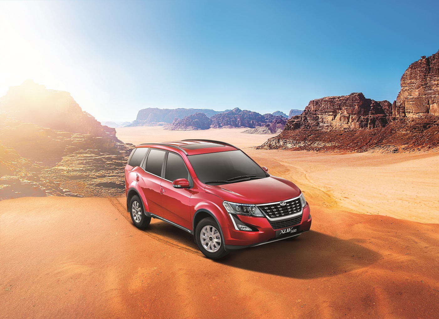 Discover The PLUSH New XUV500 - Mahindra UAE