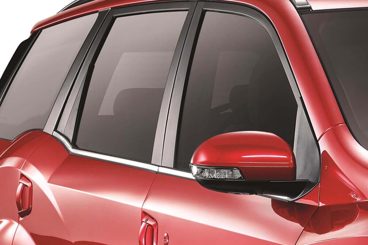 XUV500 FEATURES - Mahindra UAE