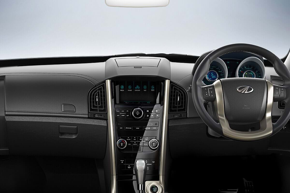 XUV500 FEATURES - Mahindra UAE